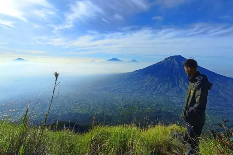 Jalur Pendakian Gunung Sindoro, Lautan Awan yang Menawan